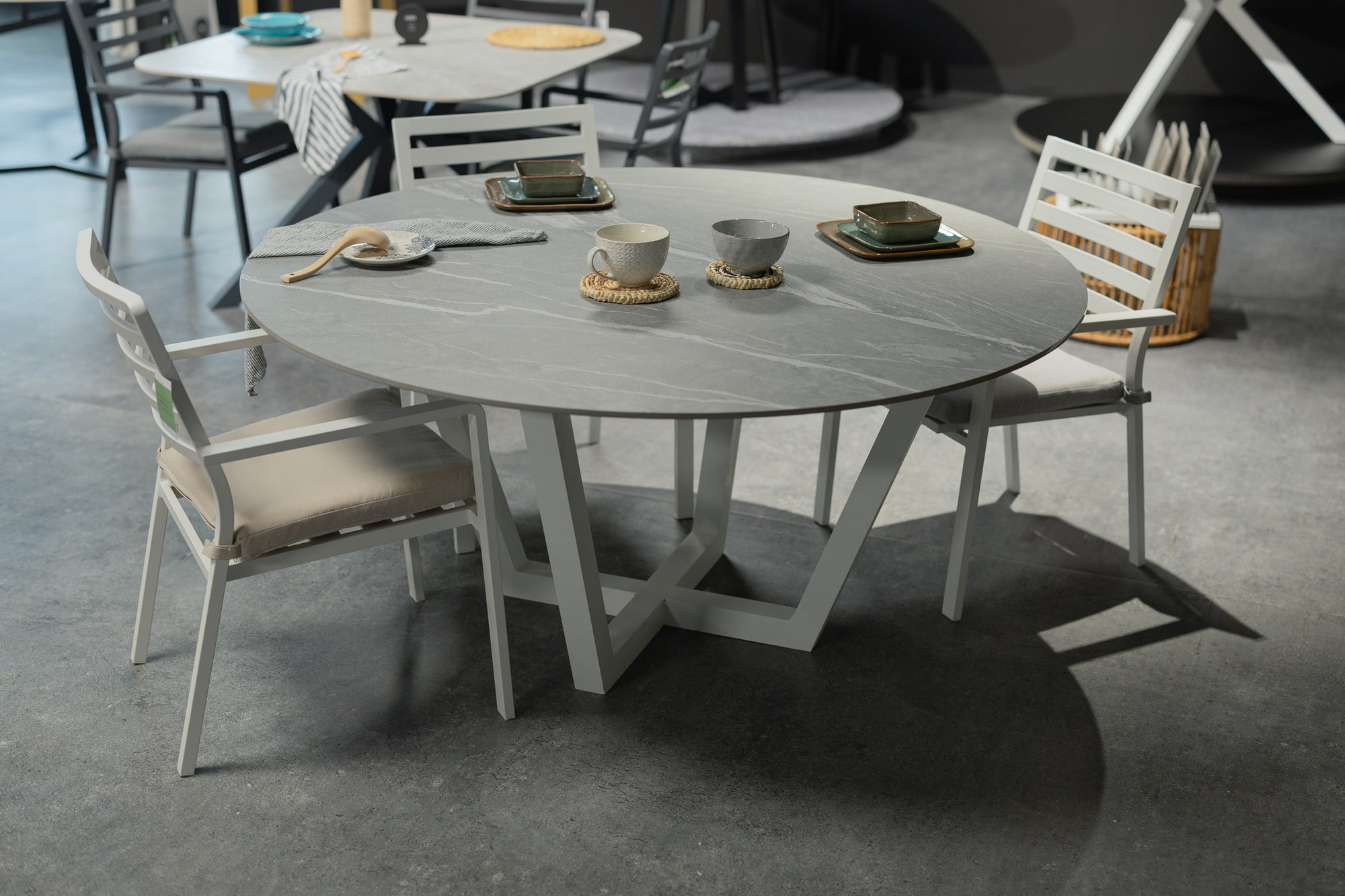 ¿Por qué elegir una mesa redonda de Motif Tables? - MotifTables